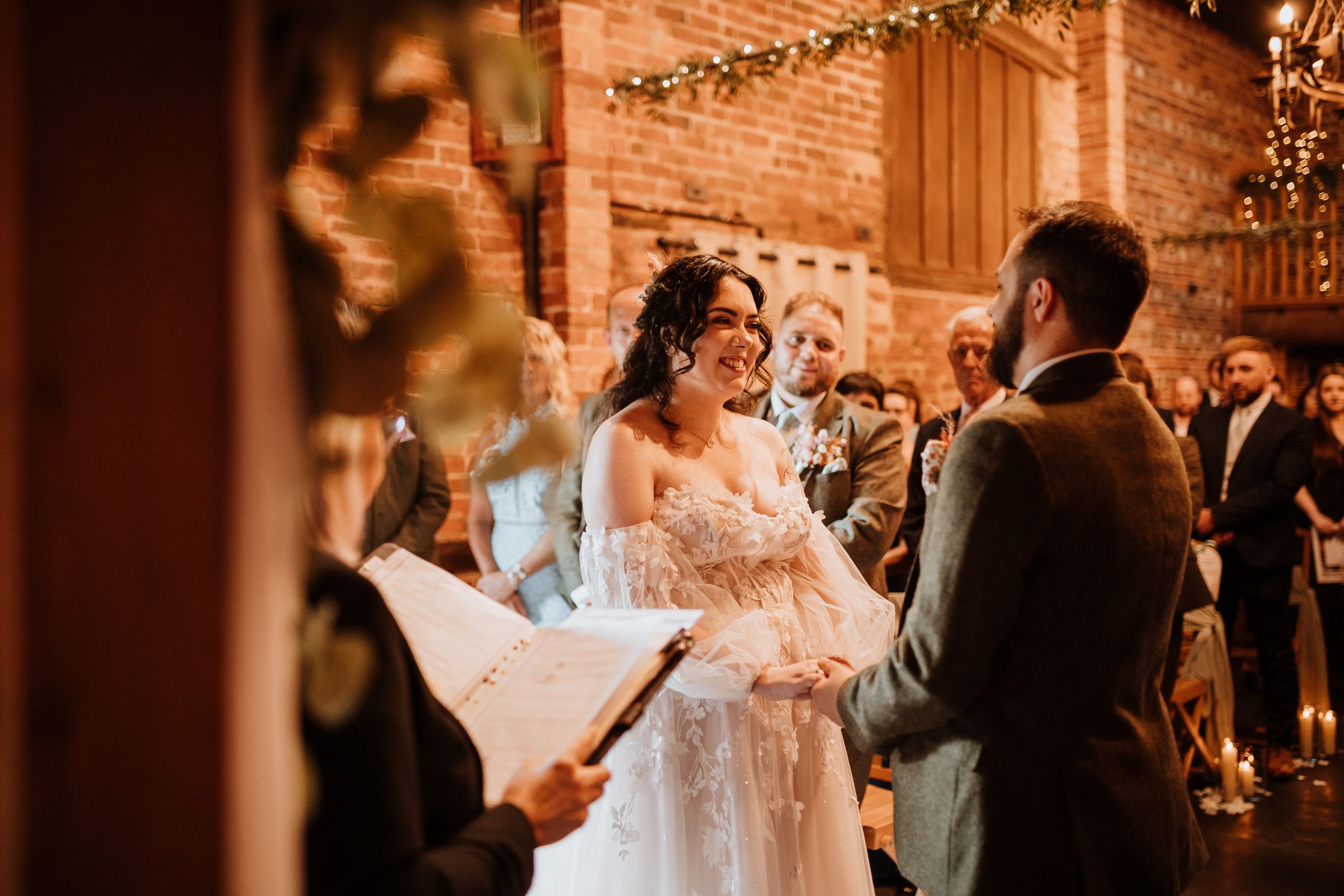 Five Tips for a Picture-Perfect Wedding Ceremony - Powys Candid Fun ...