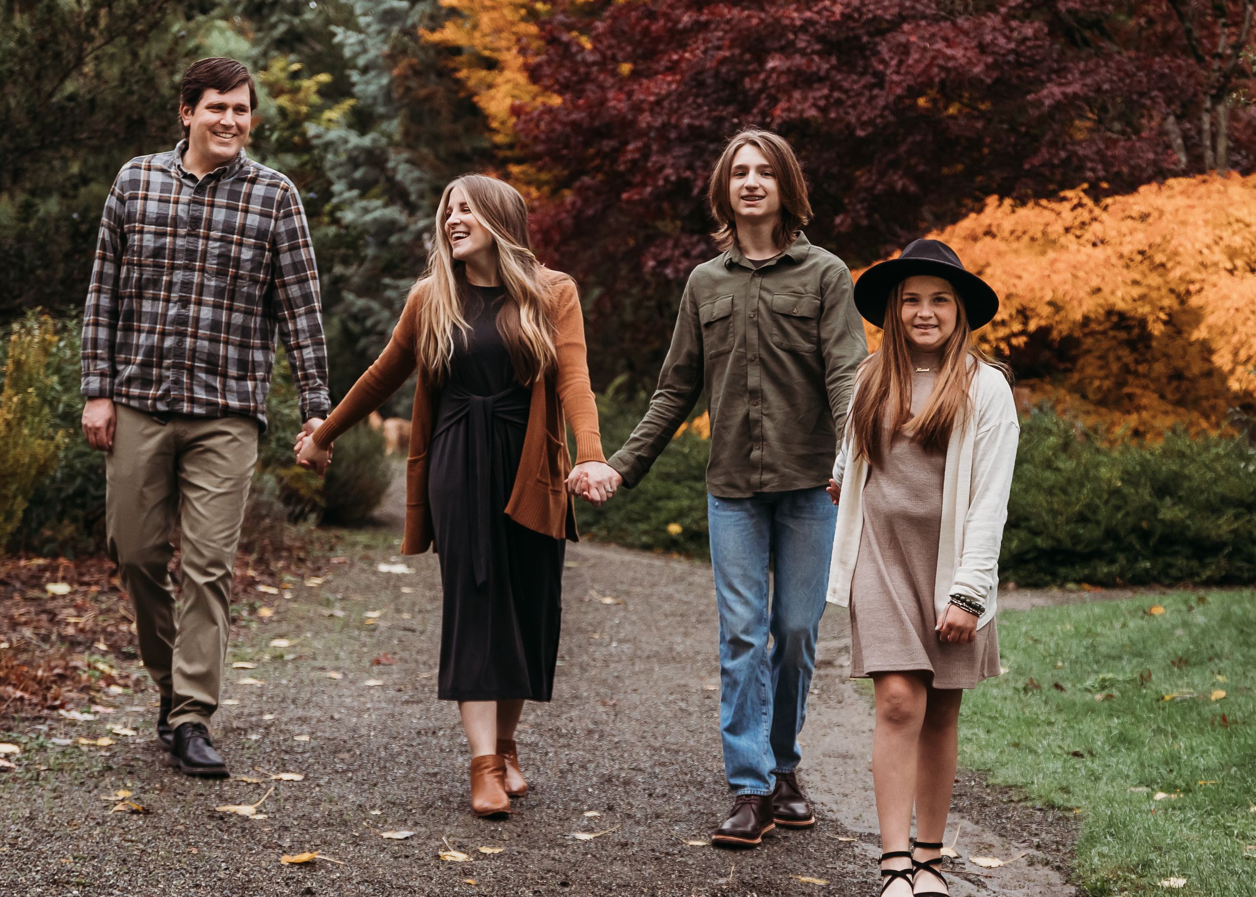 Top Five Places to Shop for Photo Session Outfits - Sound Roots ...