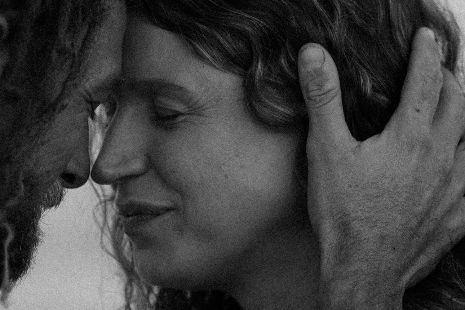 Charlotte + Ash - Lelley Photography