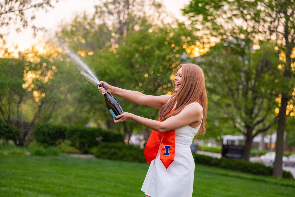 UIUC Graduation Photos | University of Illinois Grad Photographer ...