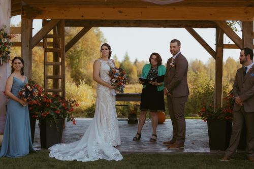 Rustic Fall Wedding at Spring Creek Gavel Farm - Wild Peach Photography ...