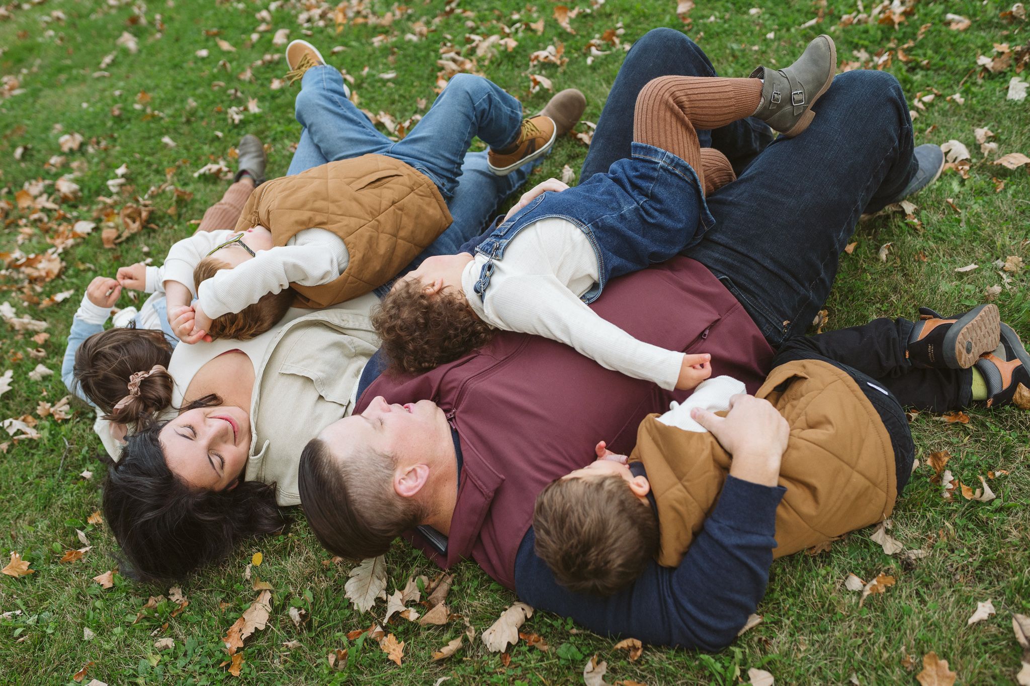 Why You Should Choose a Christmas Family Session at Home | Kingston ...