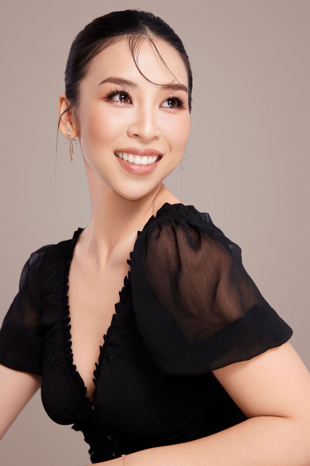 Sophie Lau & Co | Beautiful Sydney Asian Bridal Makeup & Hair