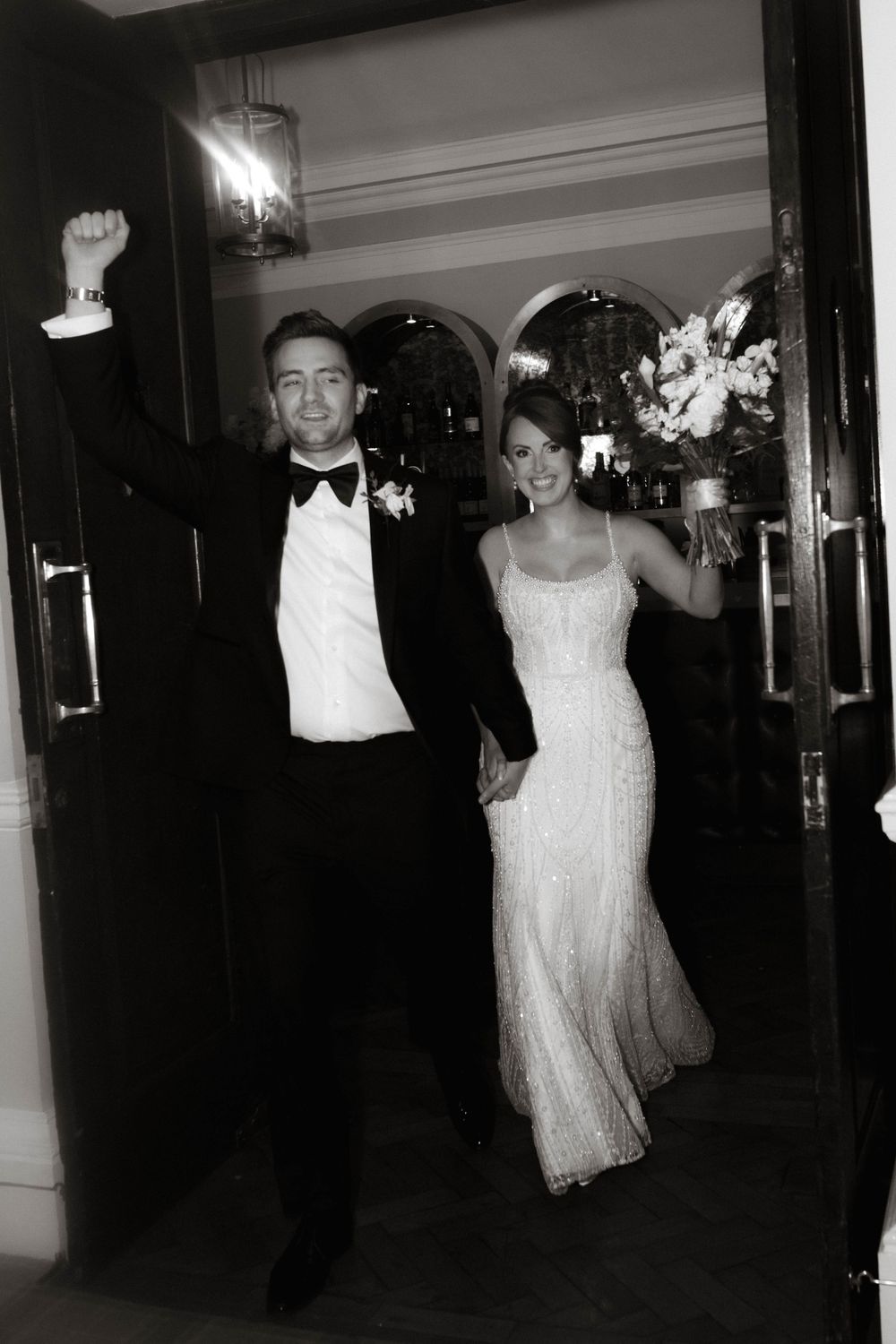 Direct Flash Photography for Wedding Receptions: A Bold and Timeless ...