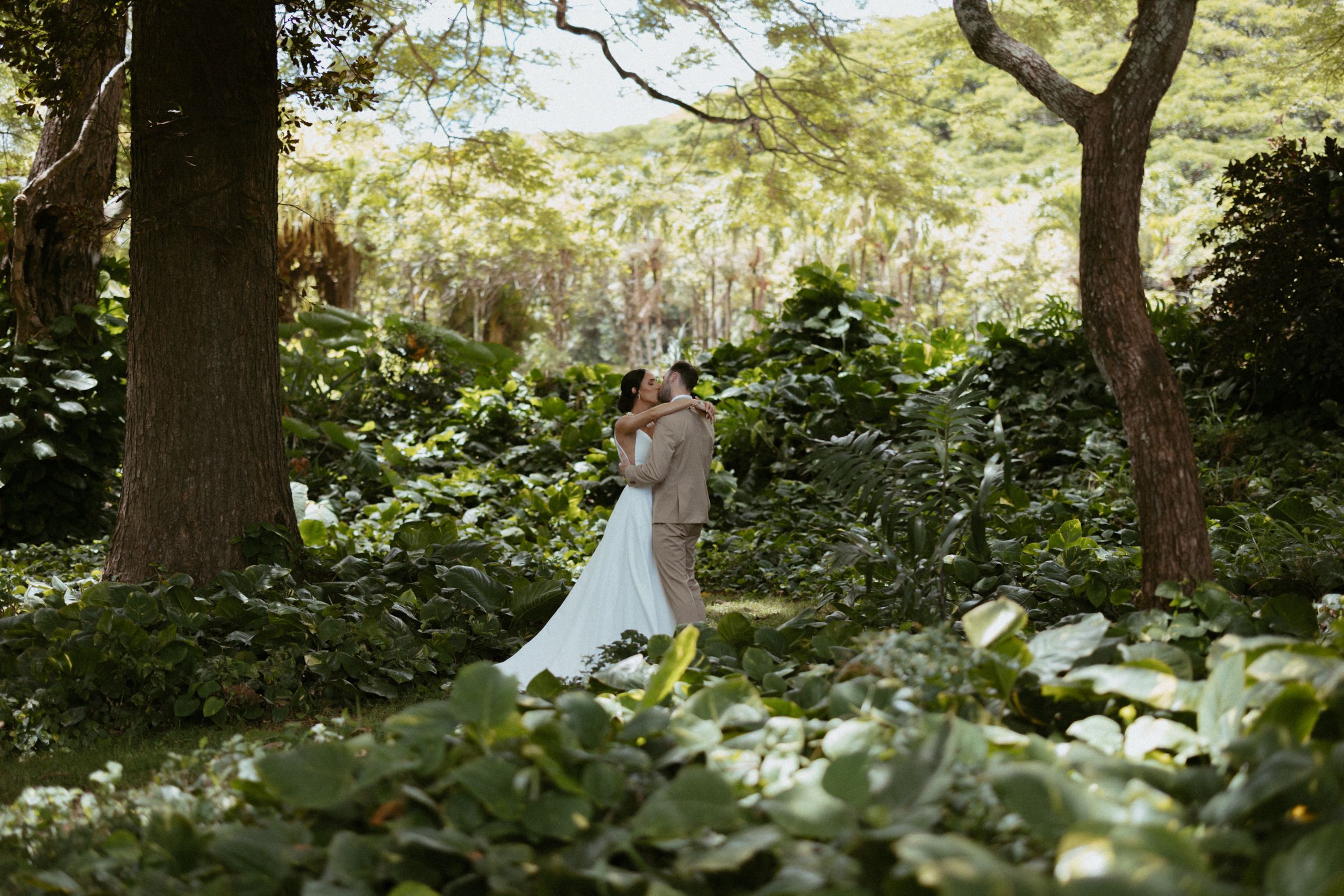 KAILA KEY PHOTO || Oahu Wedding & Elopement Photographer