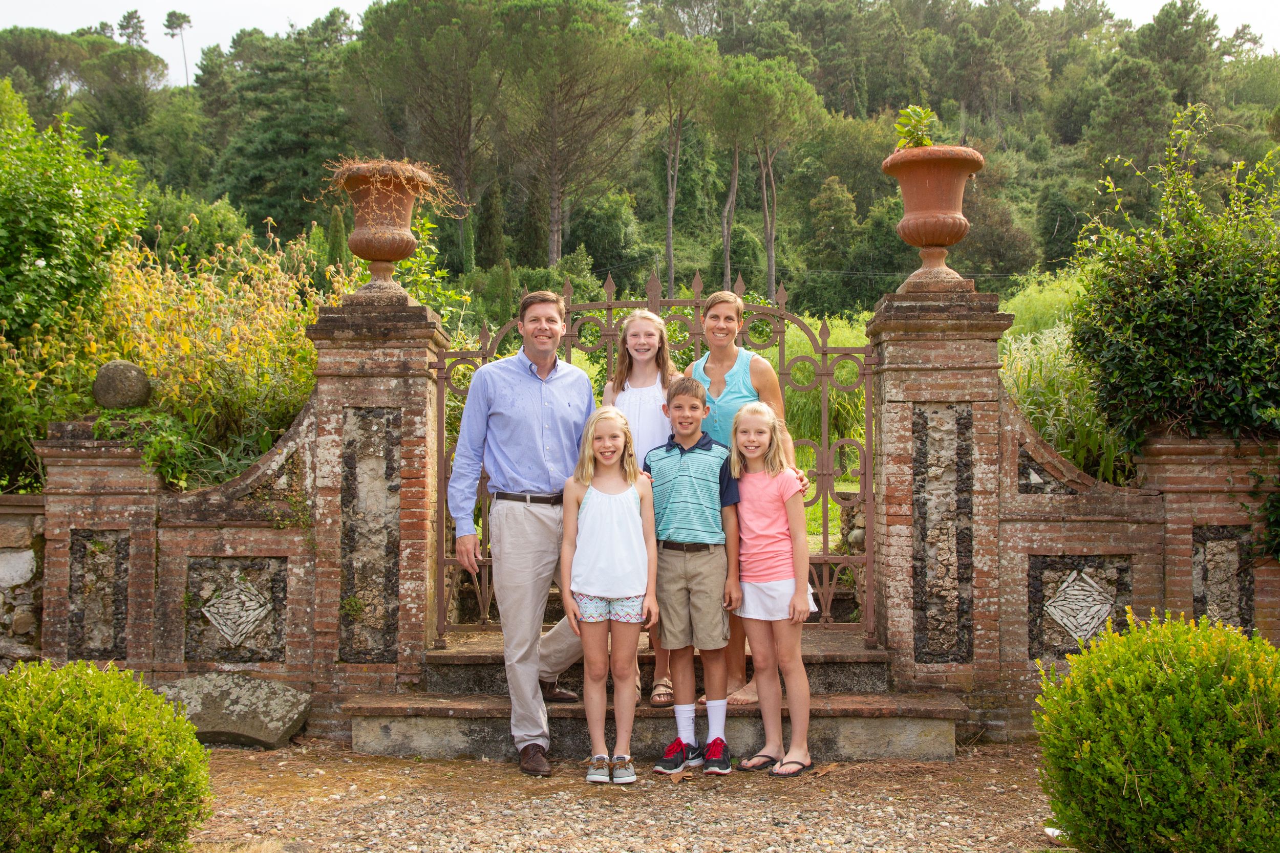 Tips for Stress-Free Large Family Photo Sessions in Florence and the ...
