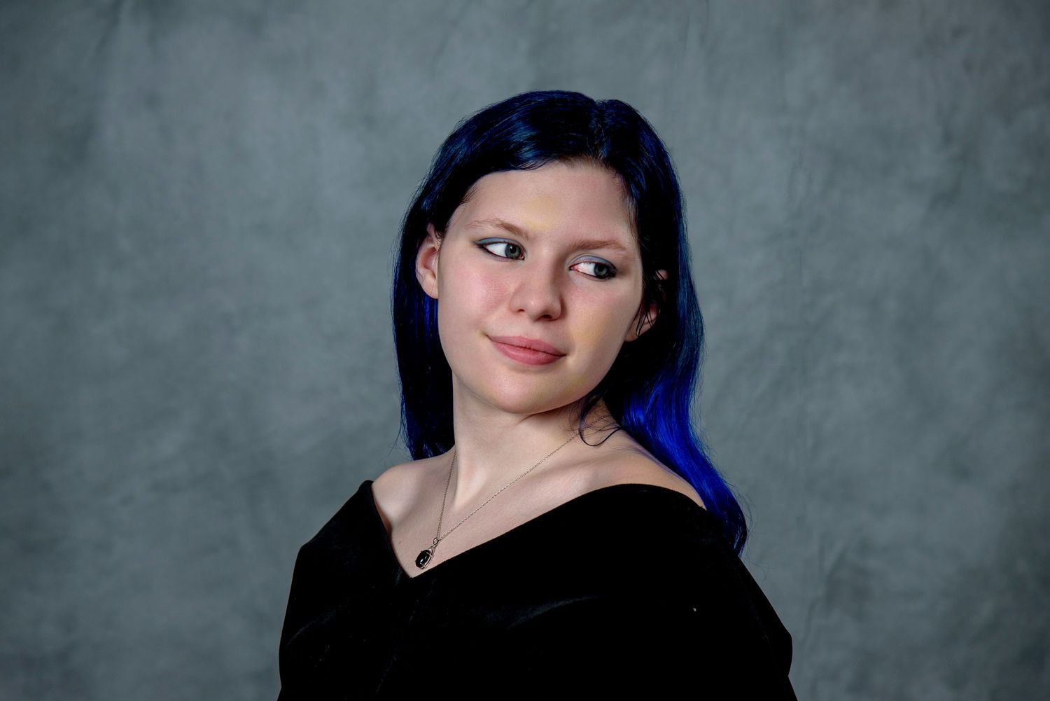 Senior Drape Photos - S & B Photo Studios