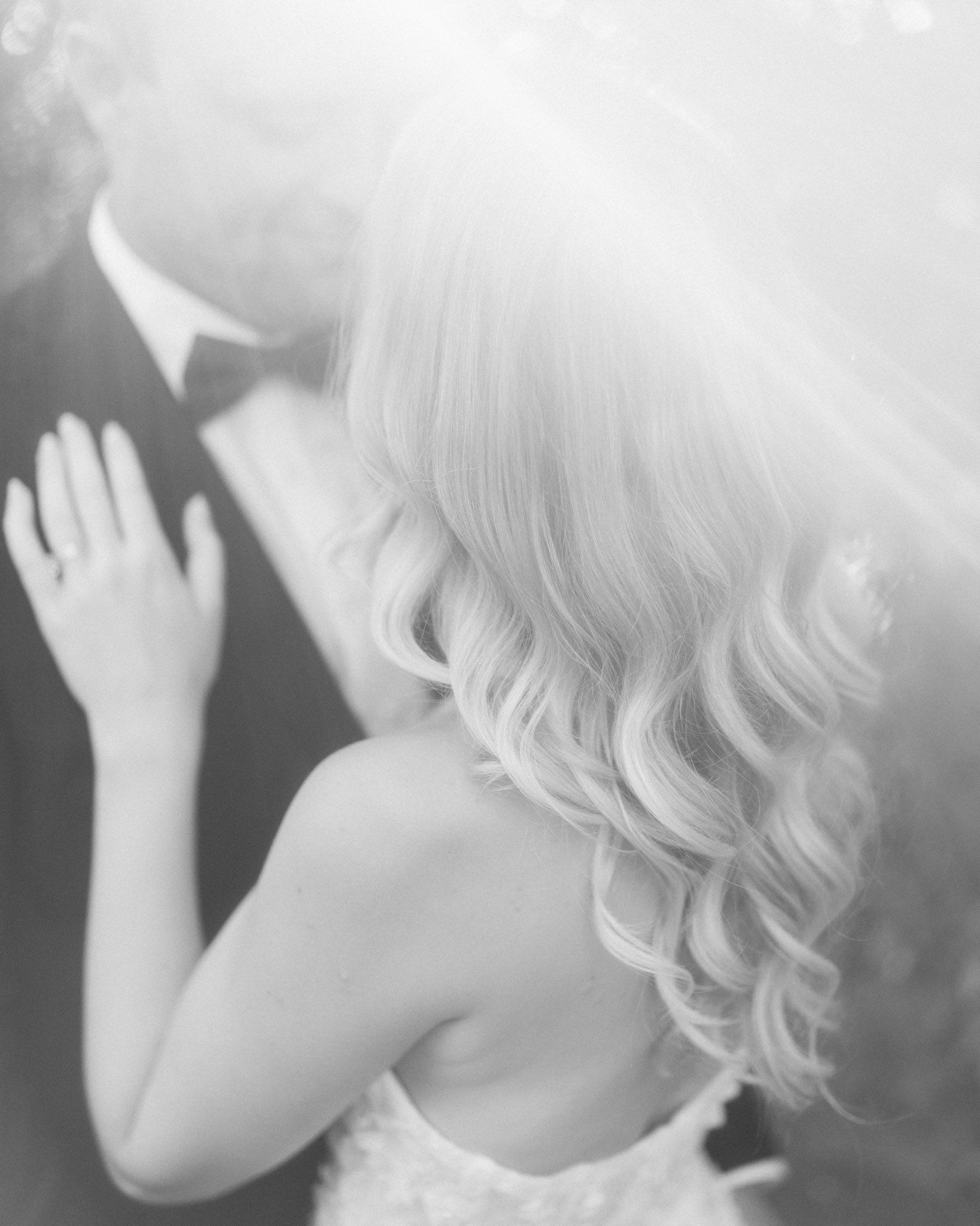 TOZZI STUDIO Photo and Video