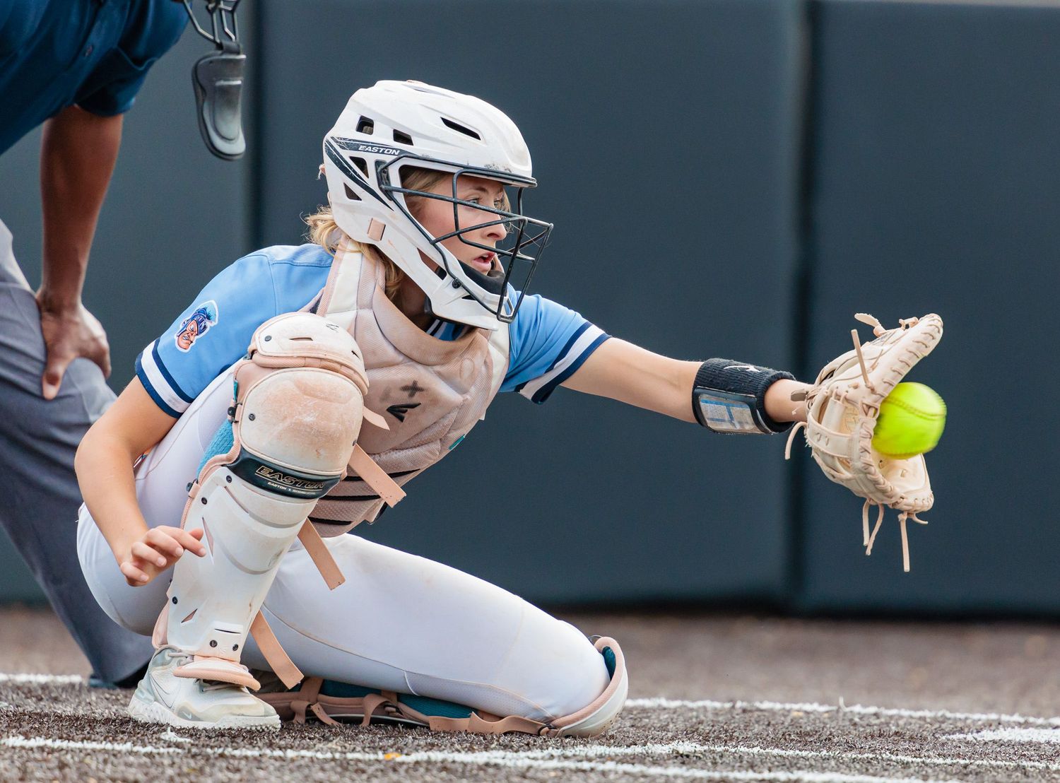 softball - Brian Livergood Photography