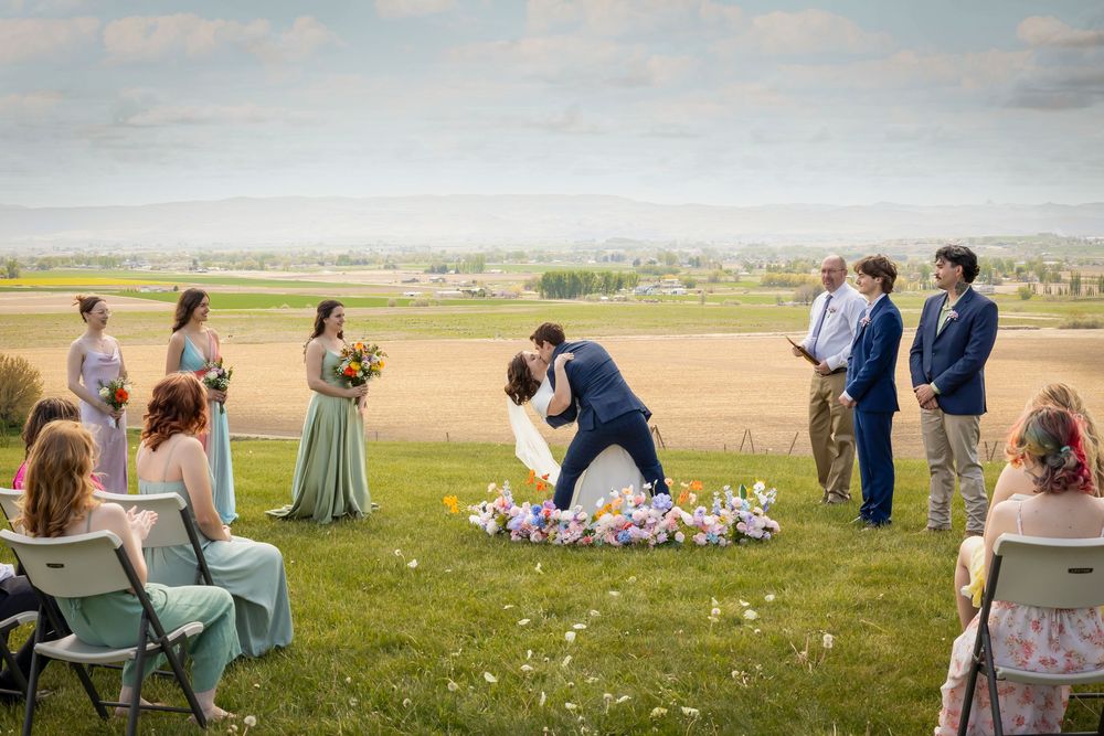 Spring Styled Wedding at Garman Hill - Boise Wedding Experts ...