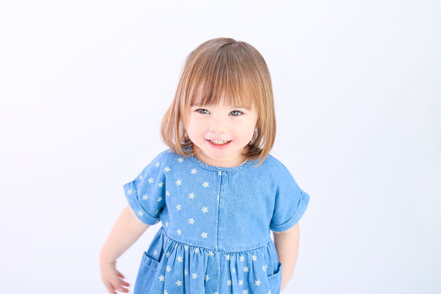 Simply Portraits - Tan Cam Photography. Family, Newborn, Baby, Cake ...