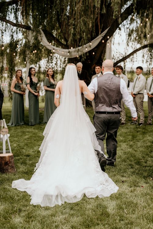 Boho Spring Wedding at Promise Garden - Sydney Nichole Photography