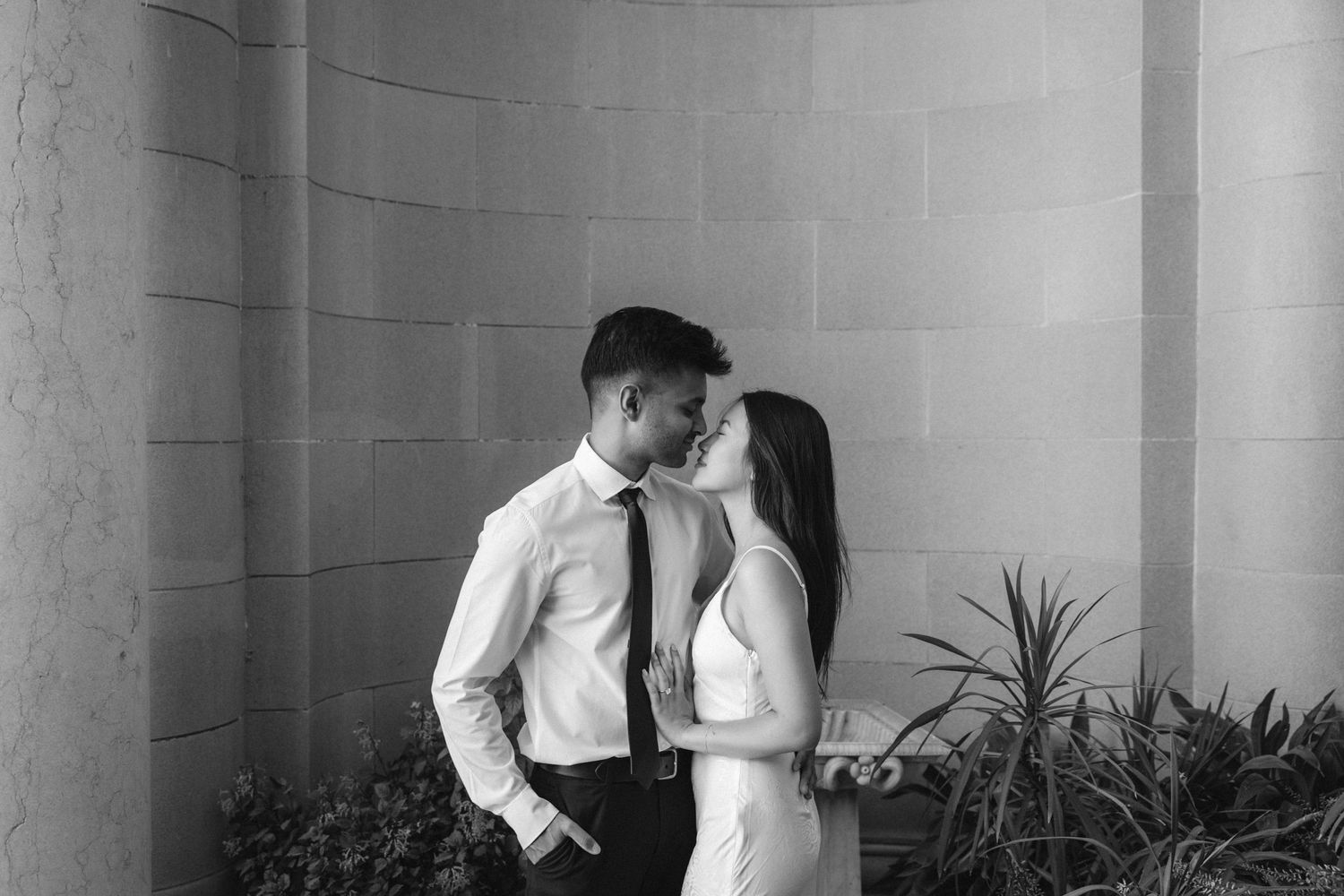 Engagement + Couples - Monique Marquez Photography