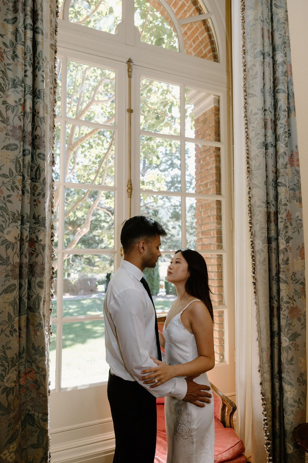 Engagement + Couples - Monique Marquez Photography