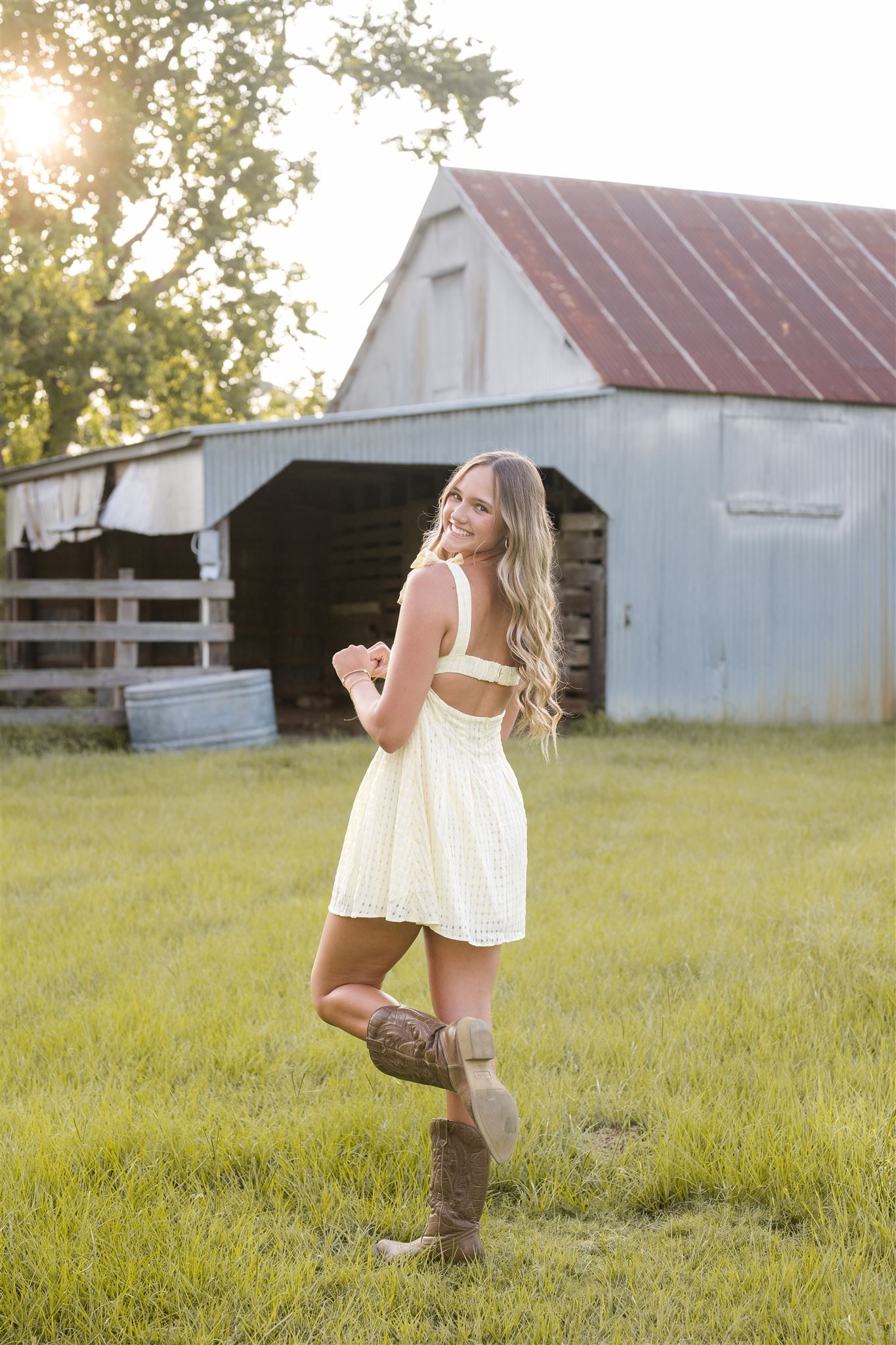Golden Hour Magic: Hannah's Oak Ridge High School Senior Pictures