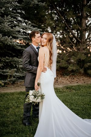 Rustic Fall Wedding at Shadow Lake Ranch in Prosser, WA - Sydney ...