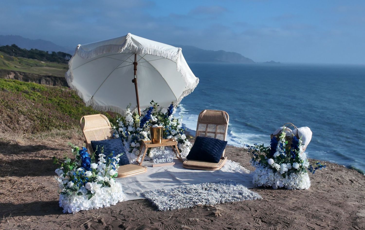 Romantic Picnics - Sweet Moon Ca Events LLC