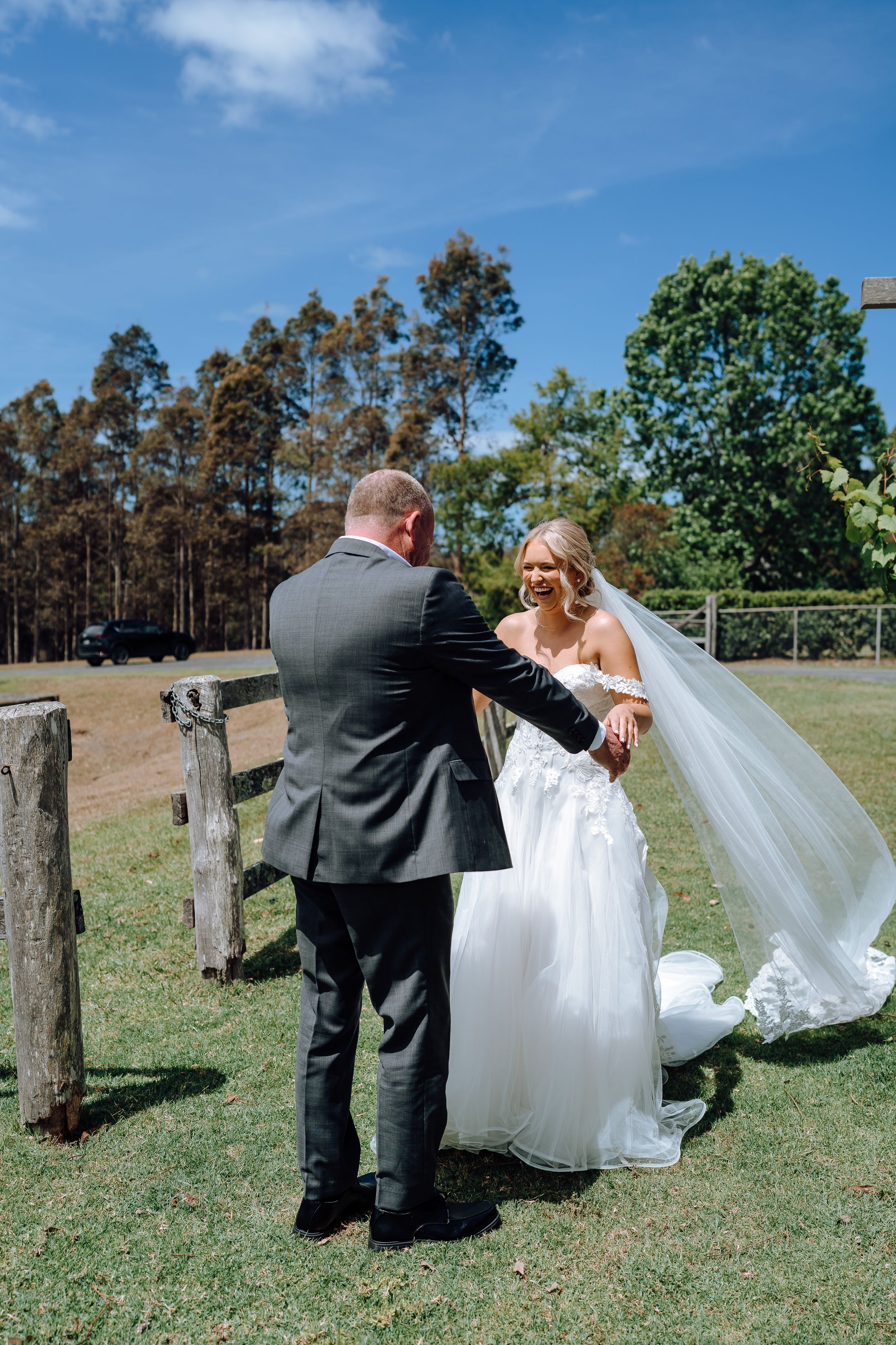 Mr & Mrs Barron - Worrowing Jervis Bay - Sydney - Lifa Wall Photography