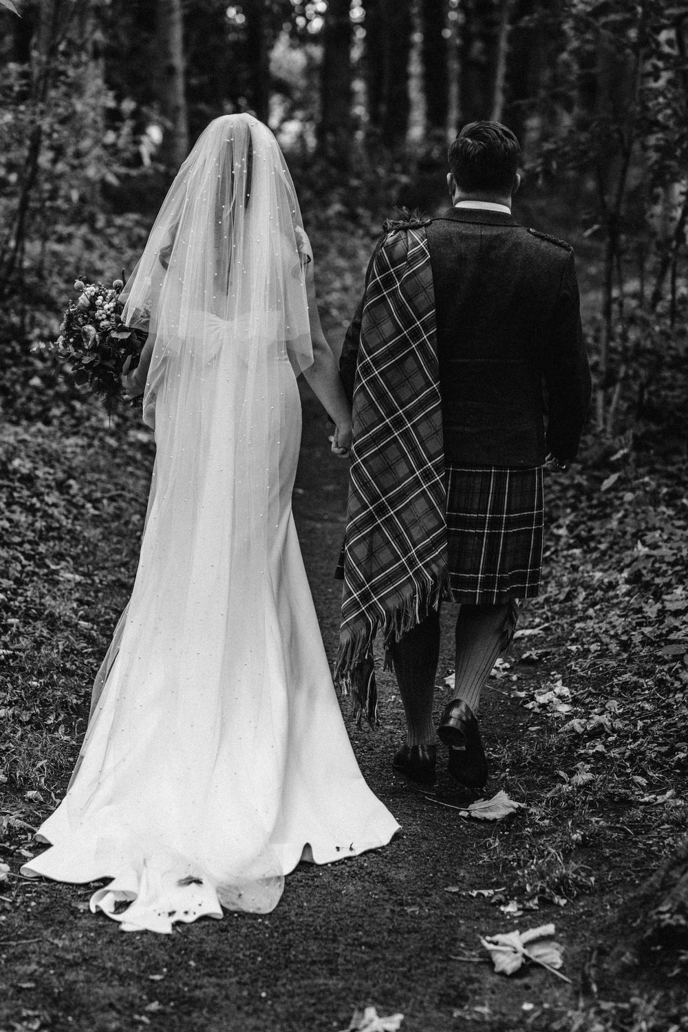 East Lothian Outdoor Wedding, The Seton Garden - Luke Bennett ...