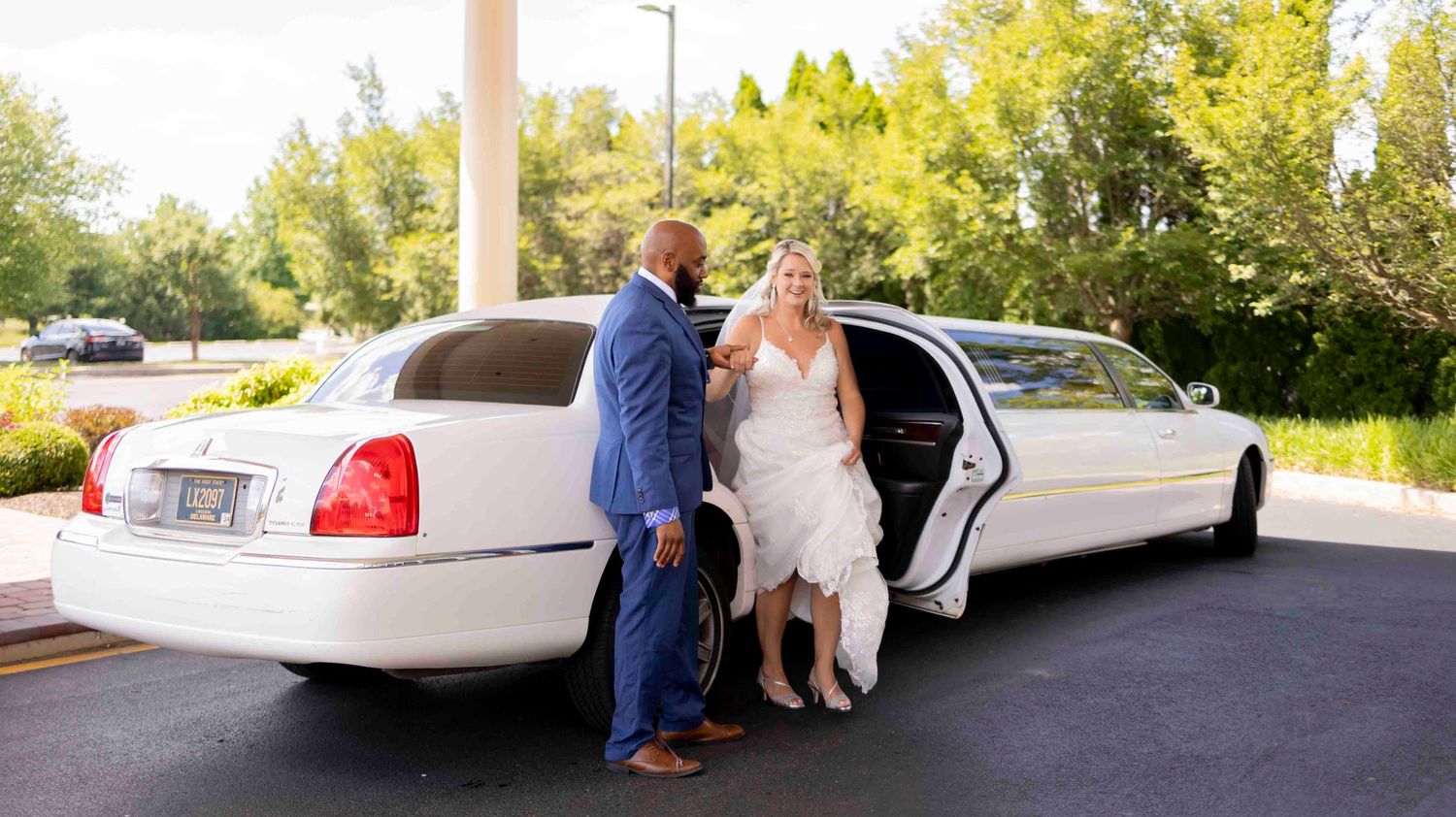 Executive Banquet Center | Erica + Chris | Newark, Delaware Wedding ...