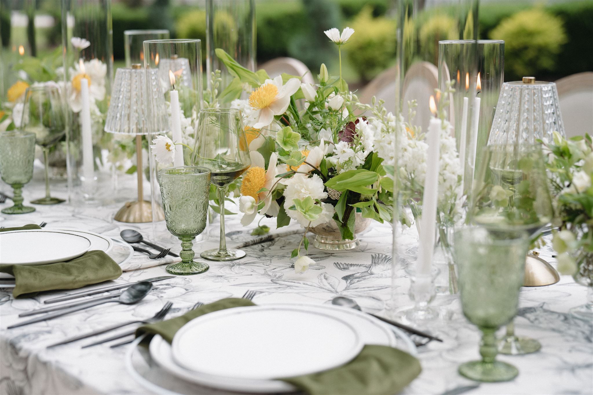 A Stunning Sandlewood Manor Wedding: Kendall & Carter's Elegant ...