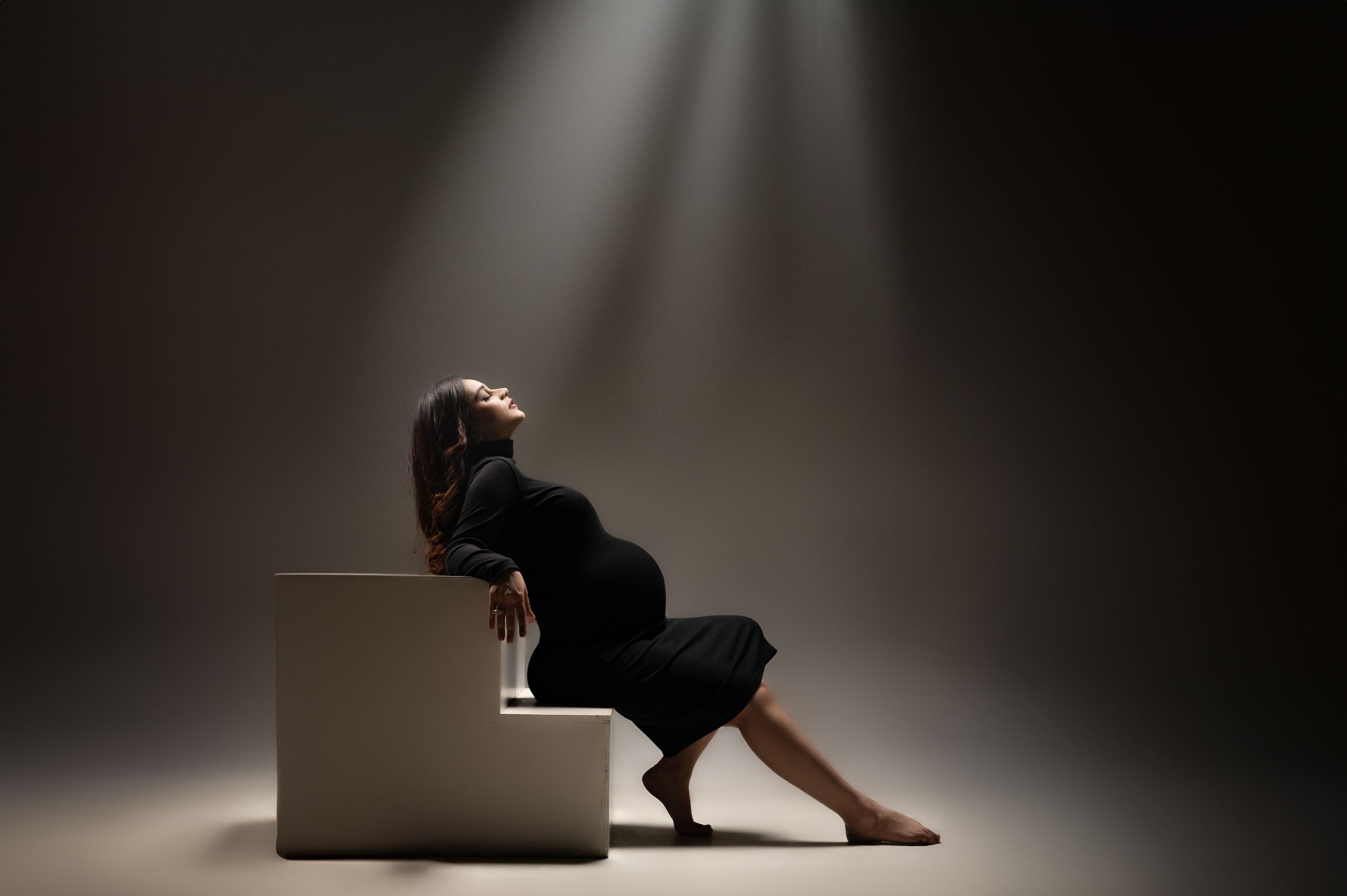 Best Maternity Photoshoots in Panchkula - "Impresio Studio - Premier ...