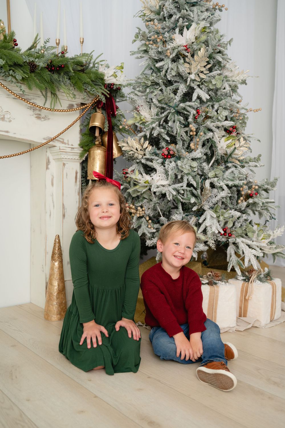 Christmas 2024 Mini Sessions - Laura Pulliam Photography