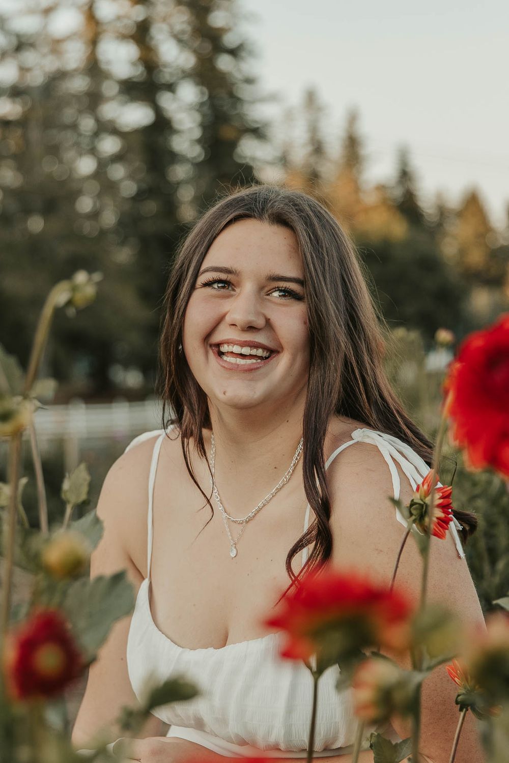 Haleigh's Senior Portraits in a Dahlia Flower Field | Spokane Senior ...