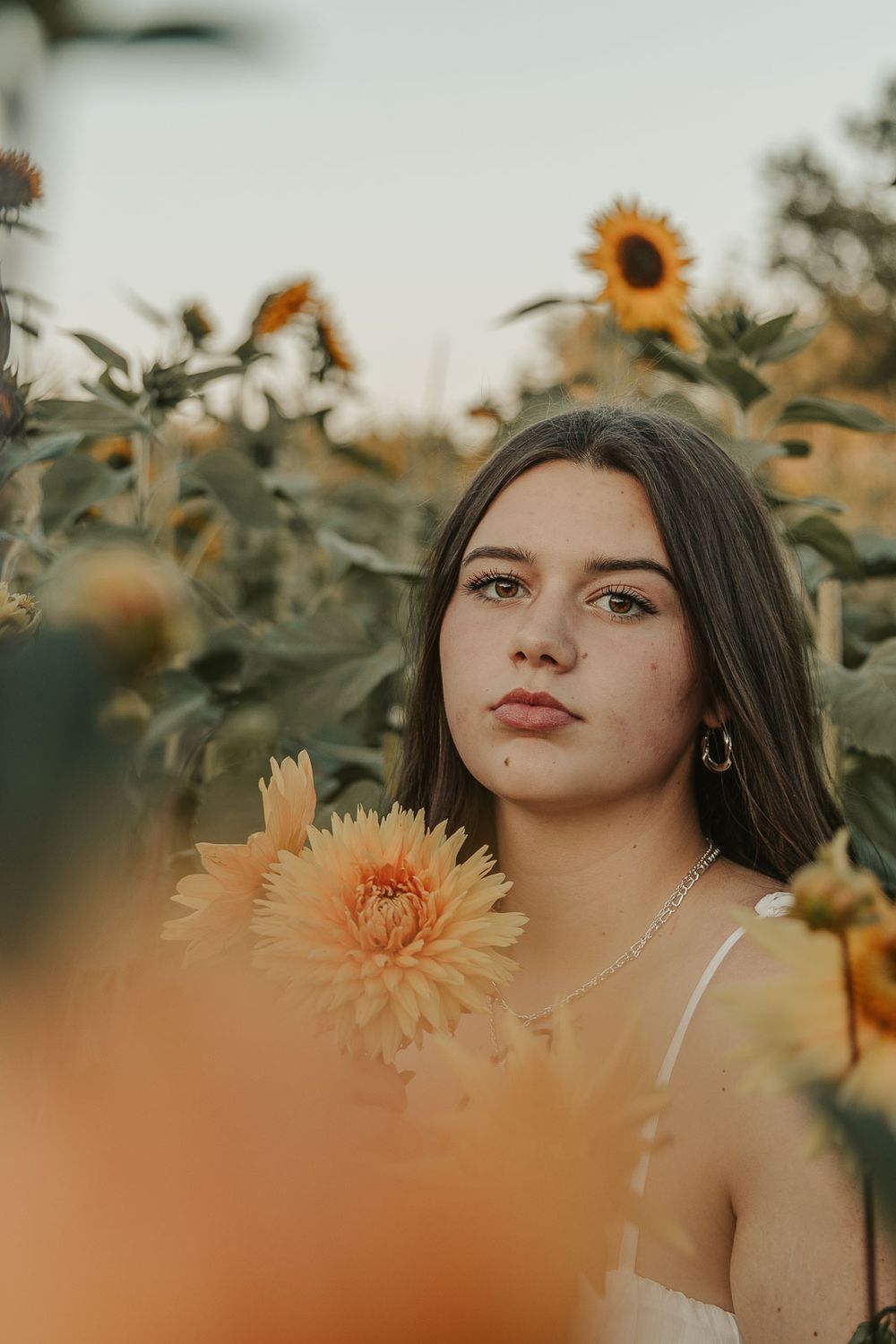Haleigh's Senior Portraits in a Dahlia Flower Field | Spokane Senior ...