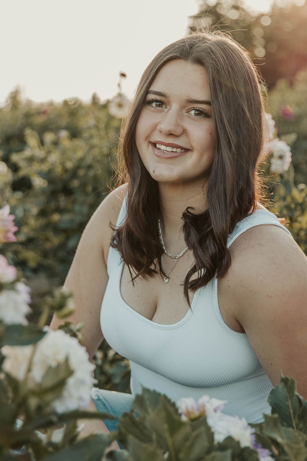 Haleigh's Senior Portraits in a Dahlia Flower Field | Spokane Senior ...