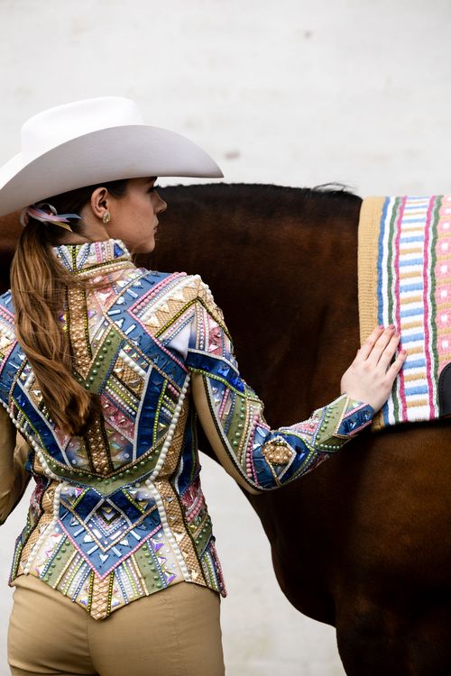 Western Show Clothes: Stunning Outfit Ideas for the Show Ring - Anna ...