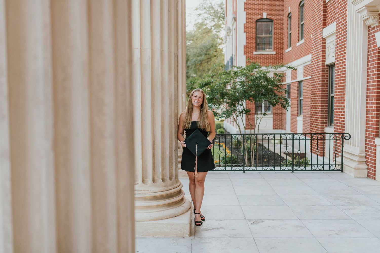 Golden Graduates Inquiry - Anna Romani Photography