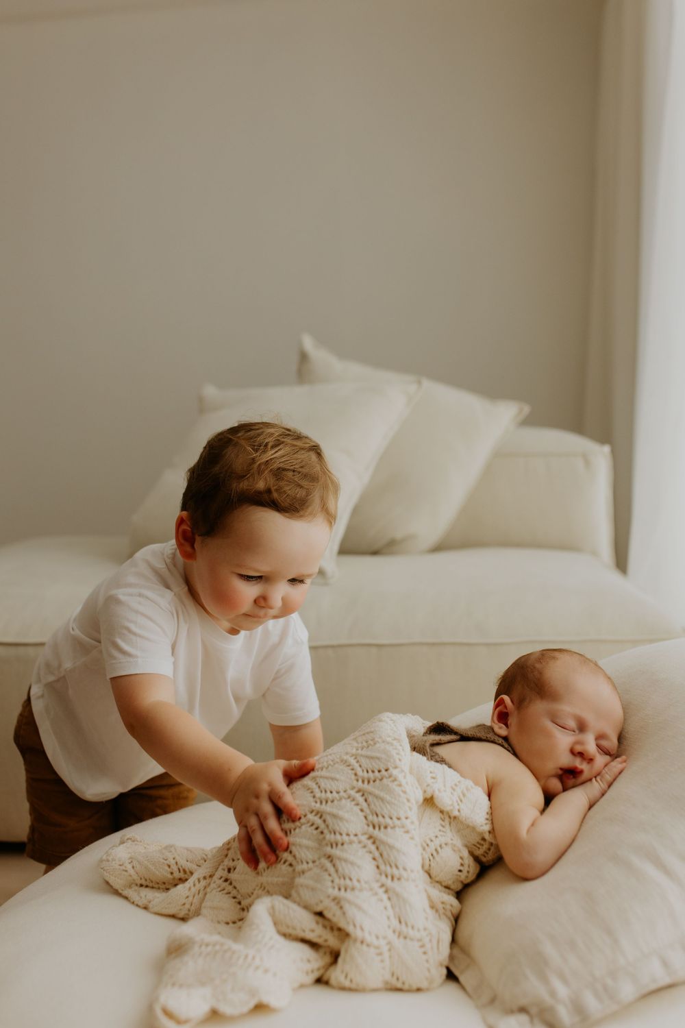 Relaxed & Natural Studio Newborn Photography NORWEST - Sarah Finnegan ...