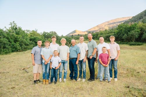 Jarrett Extended Family - Aubrey Jones Photo