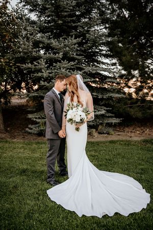 Rustic Fall Wedding at Shadow Lake Ranch in Prosser, WA - Sydney ...