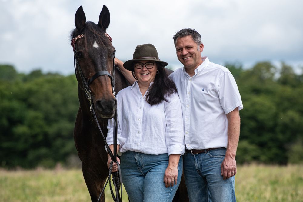A very special family equine photoshoot with Kelly & Perry - Holly ...