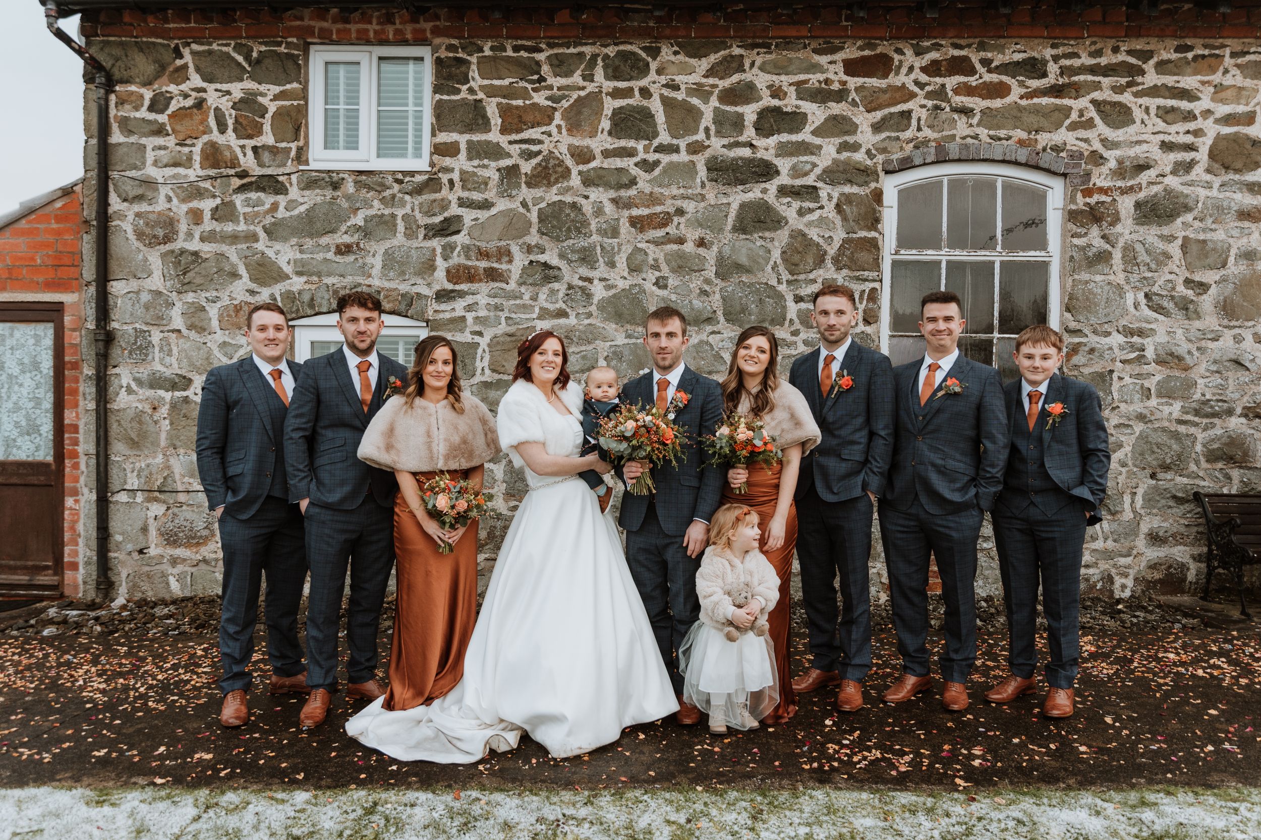 Top Tips for Your Wedding Group Shots List - Pix by Vix Candid Fun ...