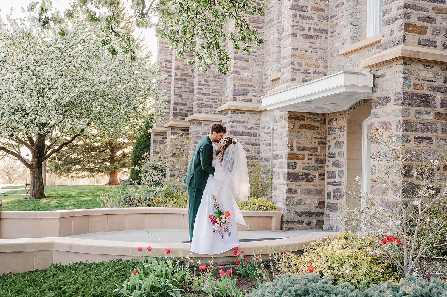 Spring Logan Utah Temple | Megan and Ammon Bridals - Logan Utah Wedding ...