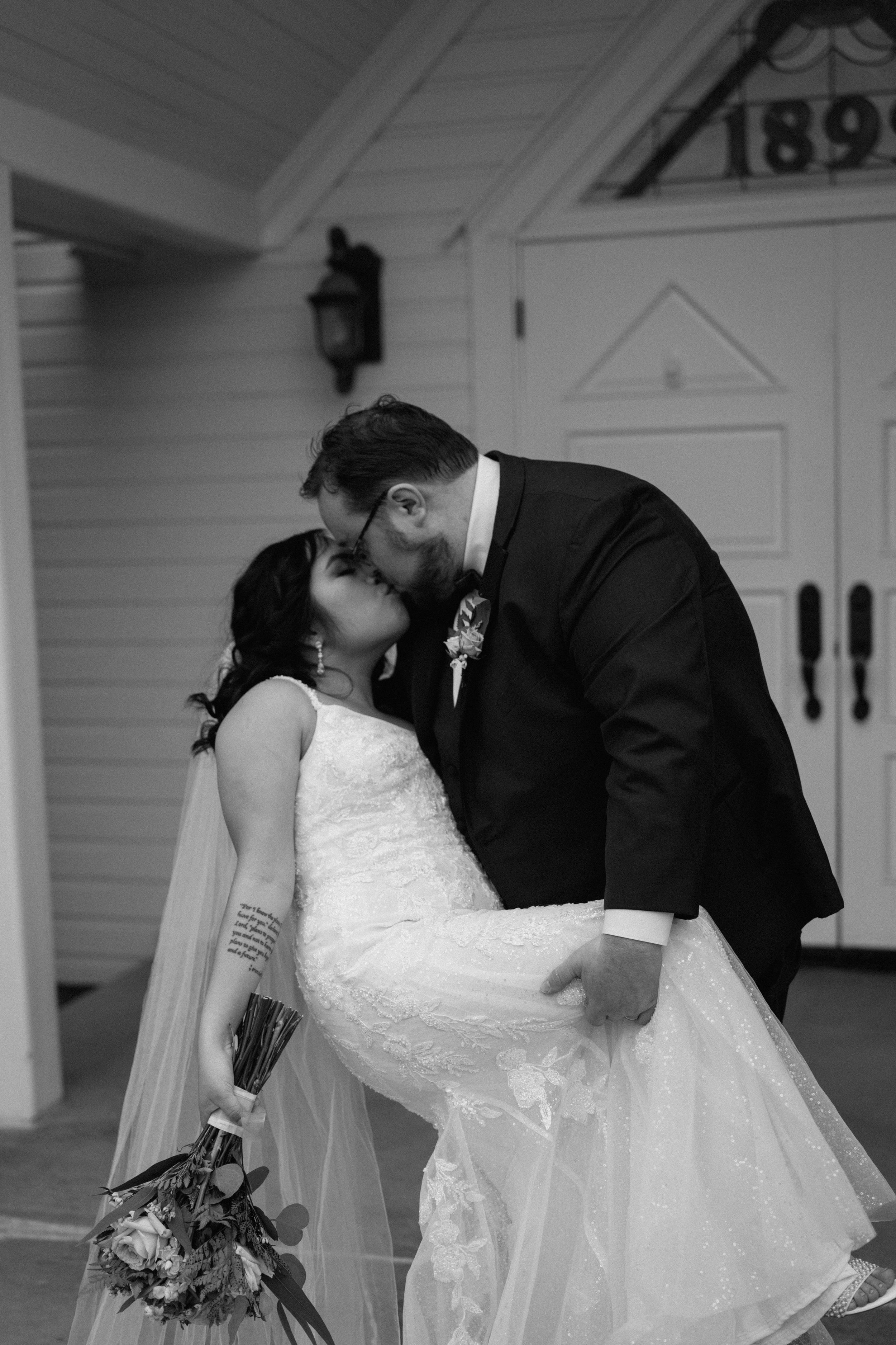 Still Water Hollow: The Nampa, Idaho Wedding Venue That Has it All ...