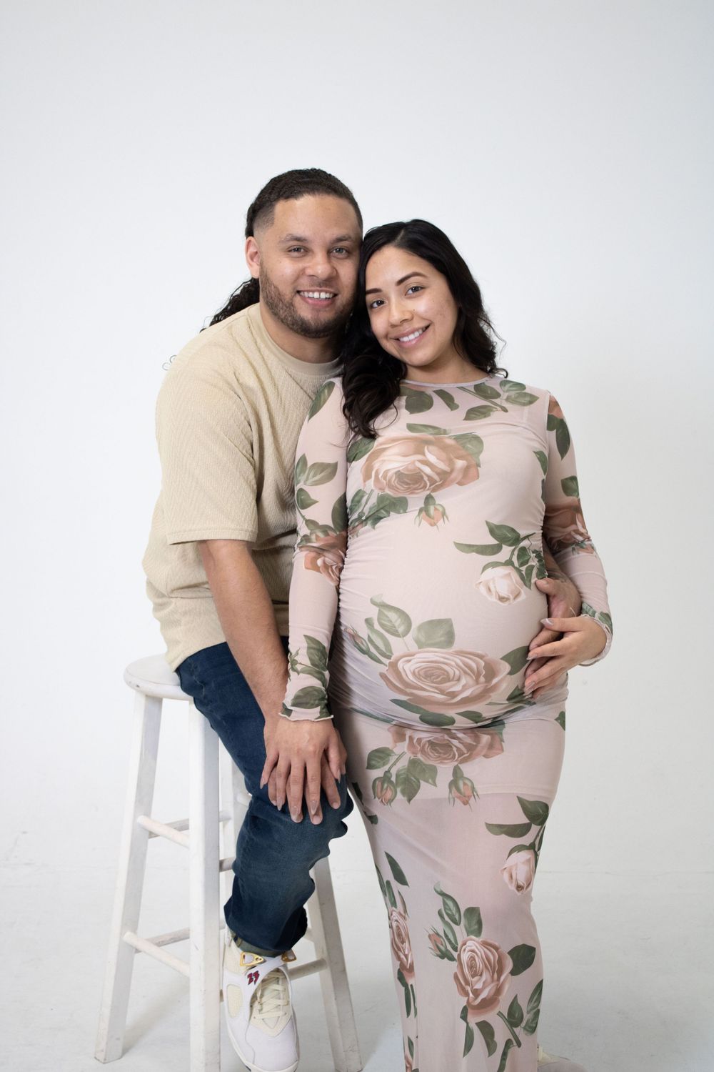 Natalie & Zeke’s Maternity Shoot: A Beautiful Blend of Studio Elegance ...