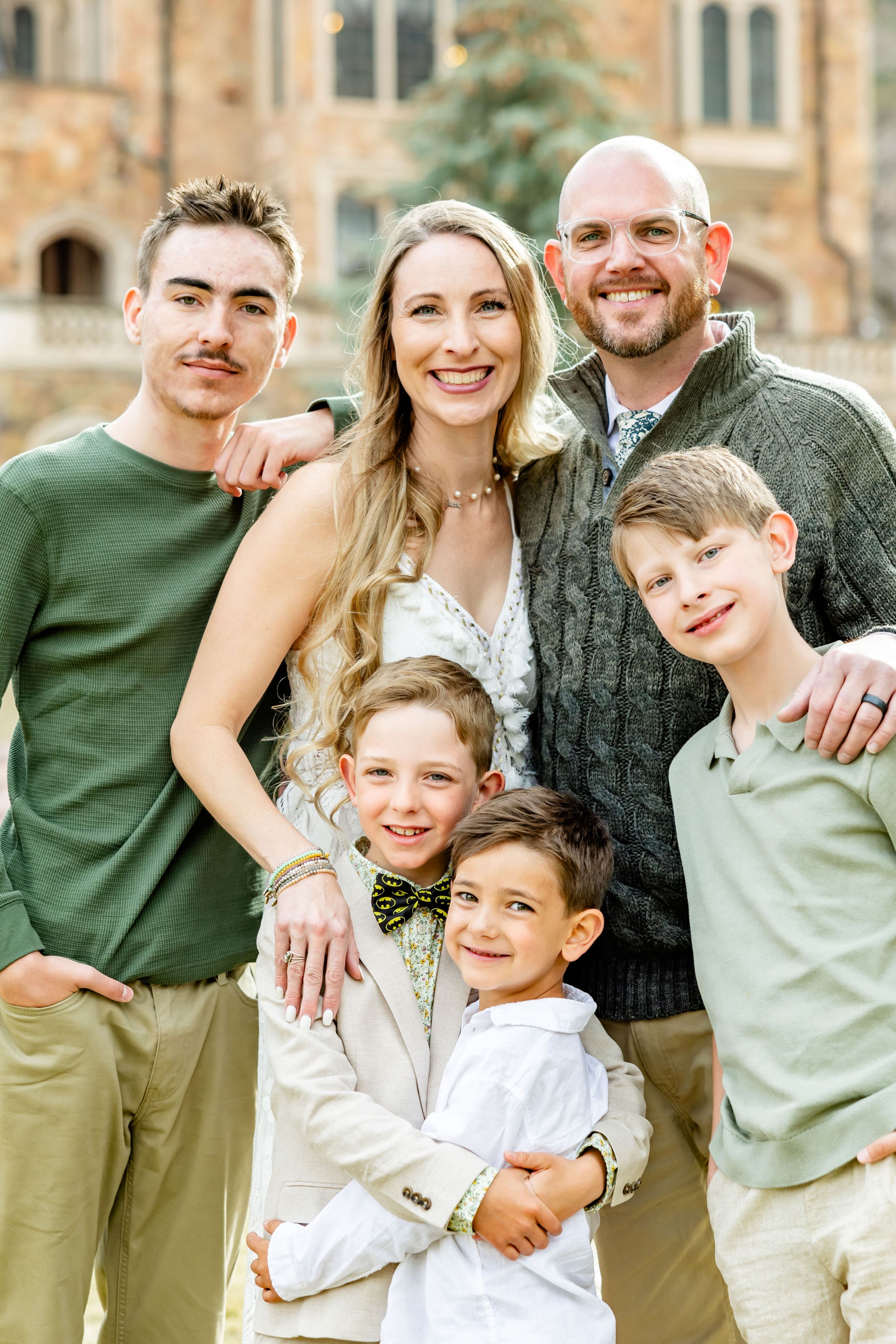 Fairytale Spring Family Engagement Session at Glen Eyrie Castle in ...