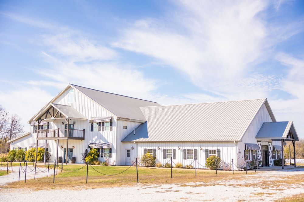 The Silver Spoon Barn - The Emerald Event Centers