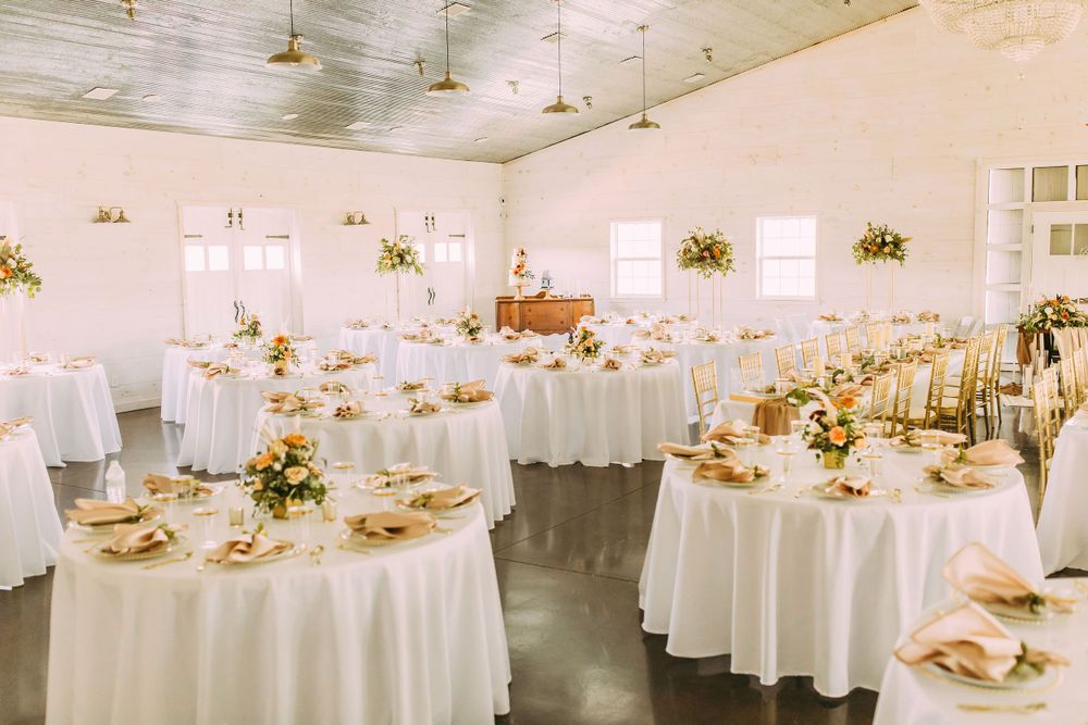 The Silver Spoon Barn - The Emerald Event Centers