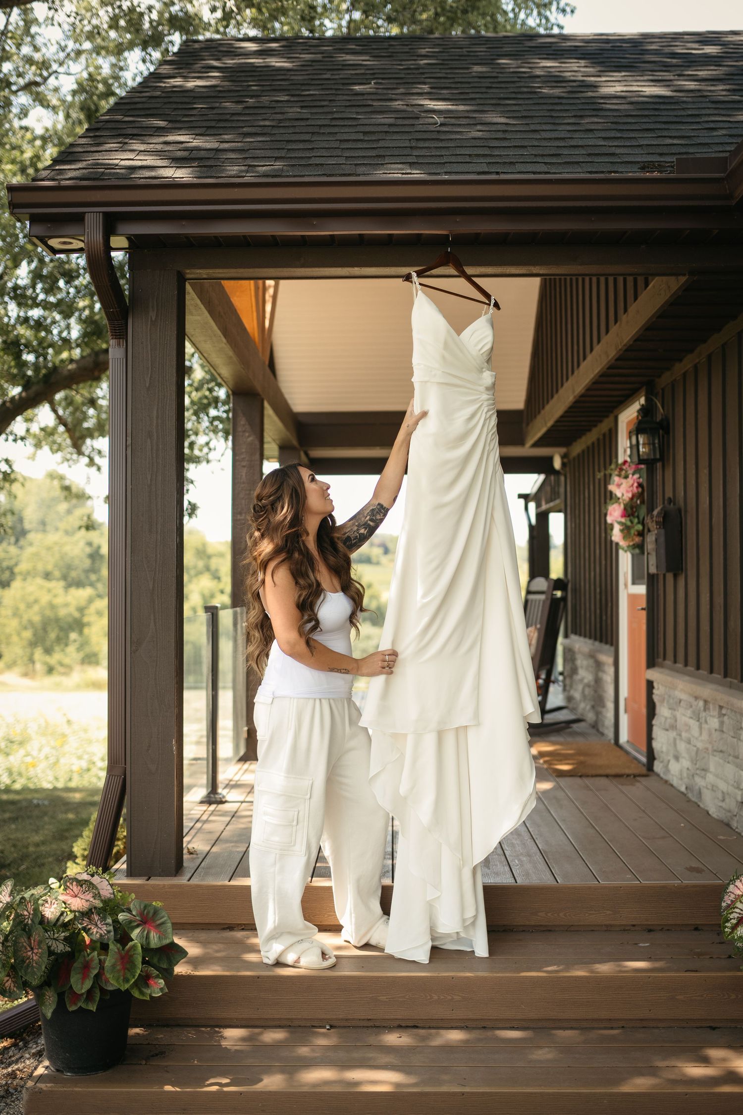 Country Charm & Endless Love – Ally & Jordan’s Farm Wedding - Geoff ...