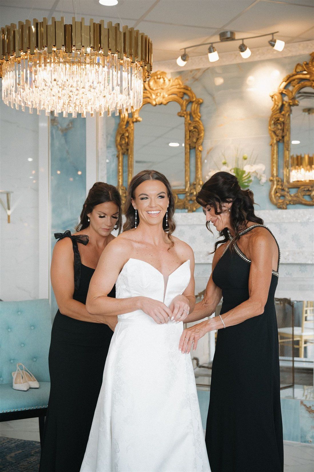 A Lake Conroe Wedding: Capturing Love at a Stunning Venue