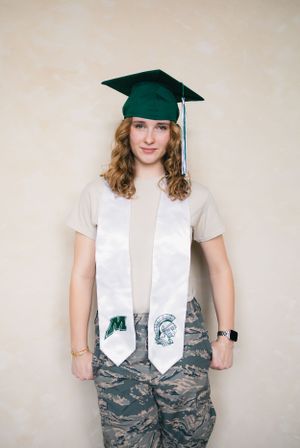 Graduation Session in the Studio - Little Dragan Photography