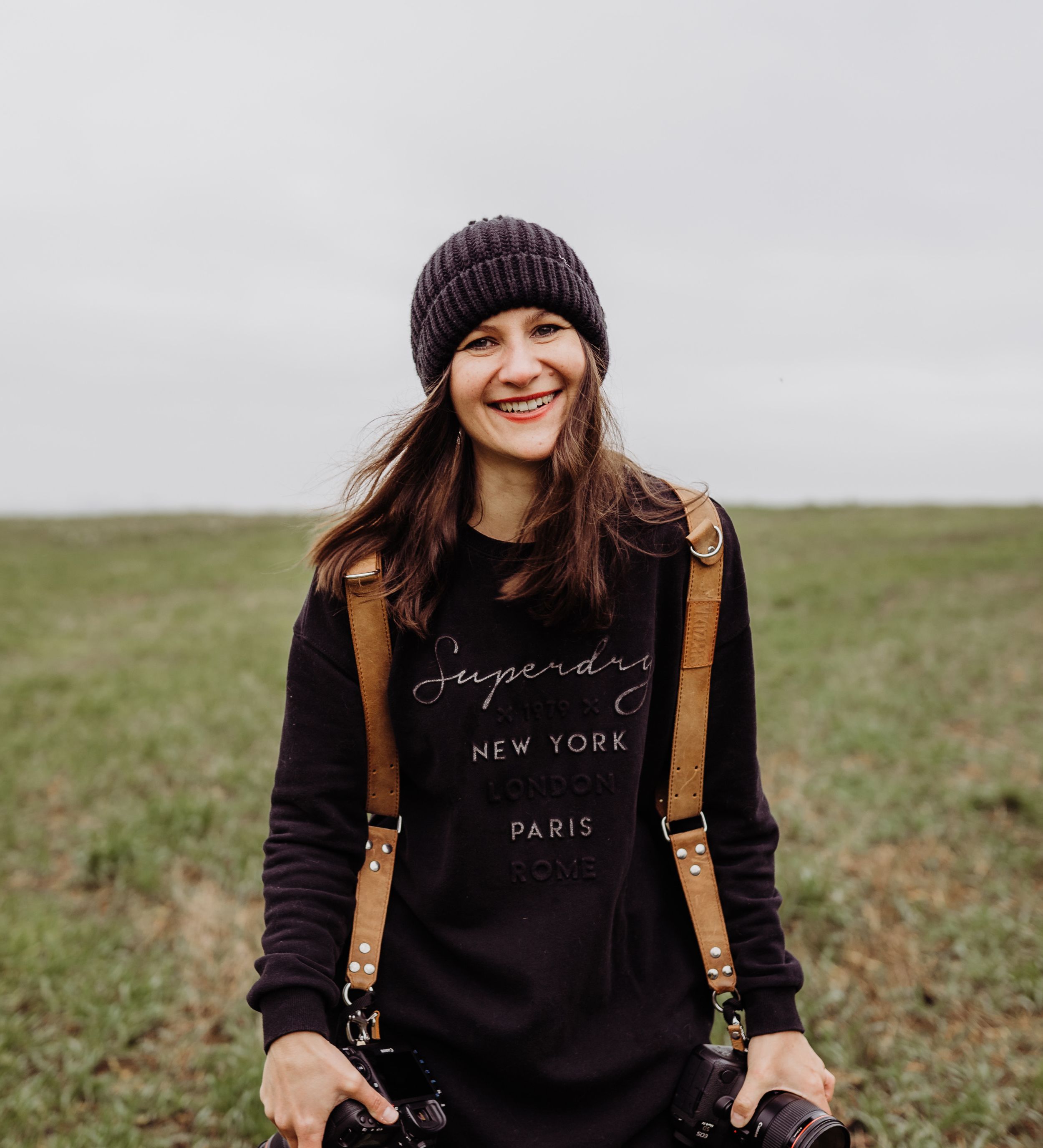 Over Barn Wedding in Gloucester: A Lord of the Rings-Inspired ...