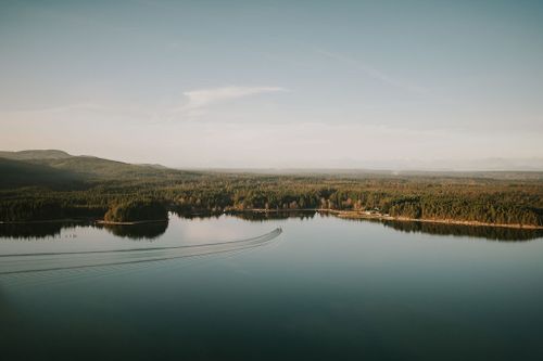 Comox Lake Cumberland Bluffs & Boulders Couple Session - Soulfull ...