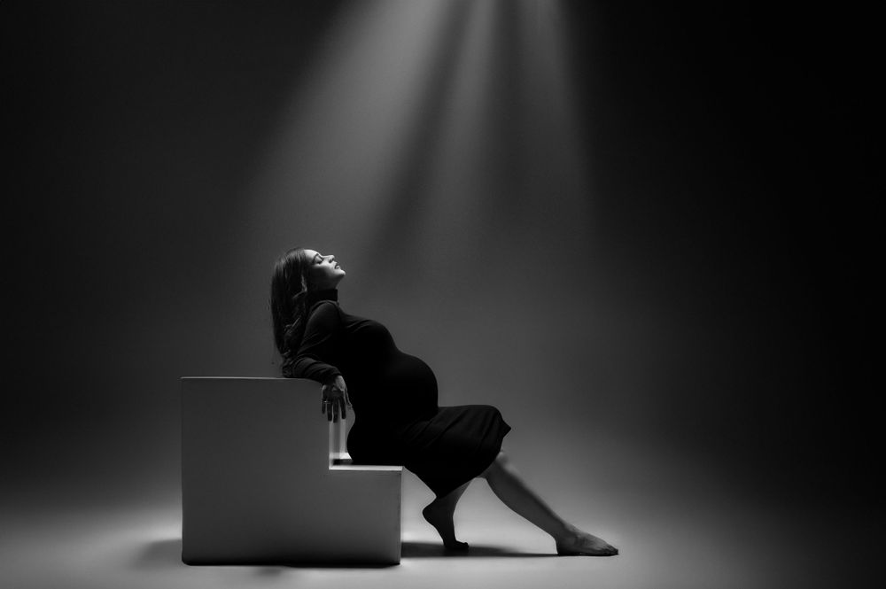 Best Maternity Photoshoot & Videography Bangalore | Impresio Studio ...