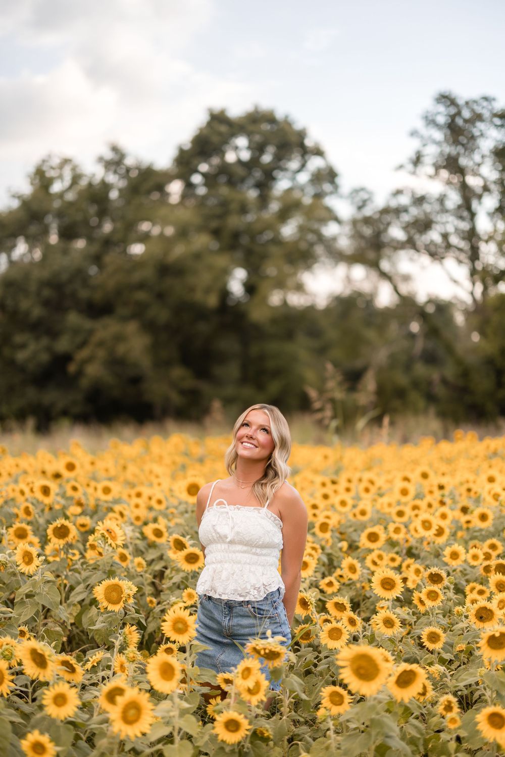 Halle | 2026 Senior Influencer - Heather Landry Photography